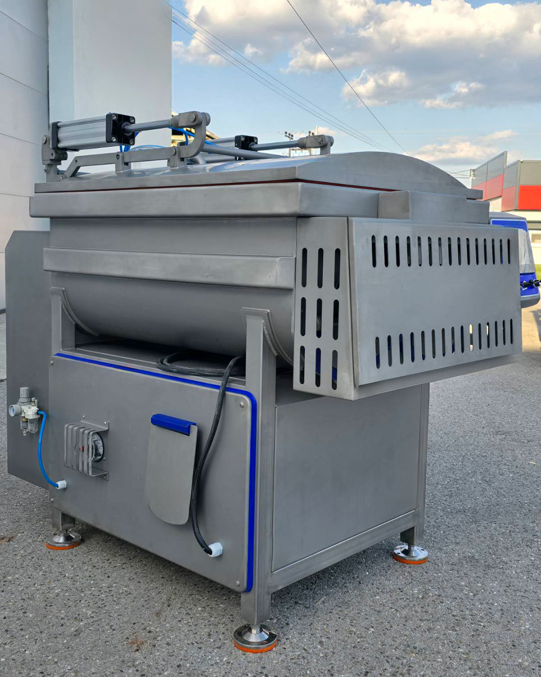 Sind SV 660 l 2P-V Vacuum mixer | Meat machine SIND - Mala Vranjska ...